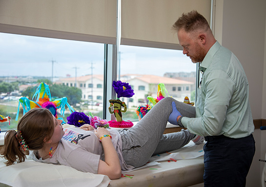 Hip Dysplasia & PAO Surgery: Havely's Recovery | CHRISTUS Children's